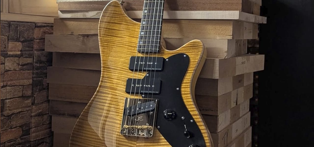429-INTERVIEW WITH JOHN PAGE GUITARS - THE GUITAR KNOBS PODCAST